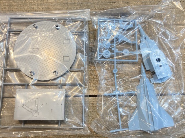 Yahoo!オークション - バンダイ ウルトラホーク1号 秘密基地 [26-3736]