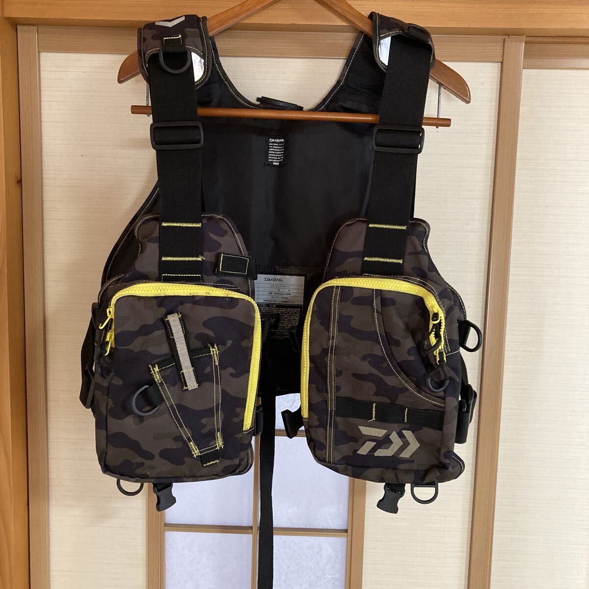 Yahoo!オークション - ダイワ フローティングベスト DF-6406 ザイズF