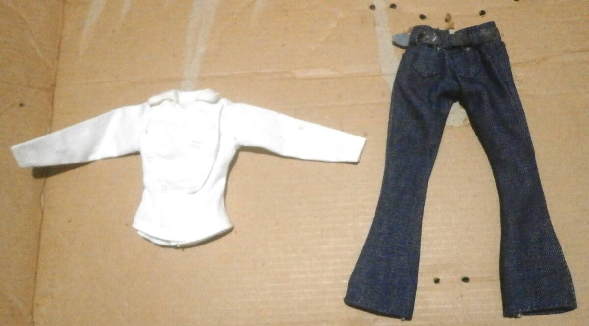 Yahoo!オークション - 1/6 メディコムトイ 『 女性用 シャツ ＋ ベルト...