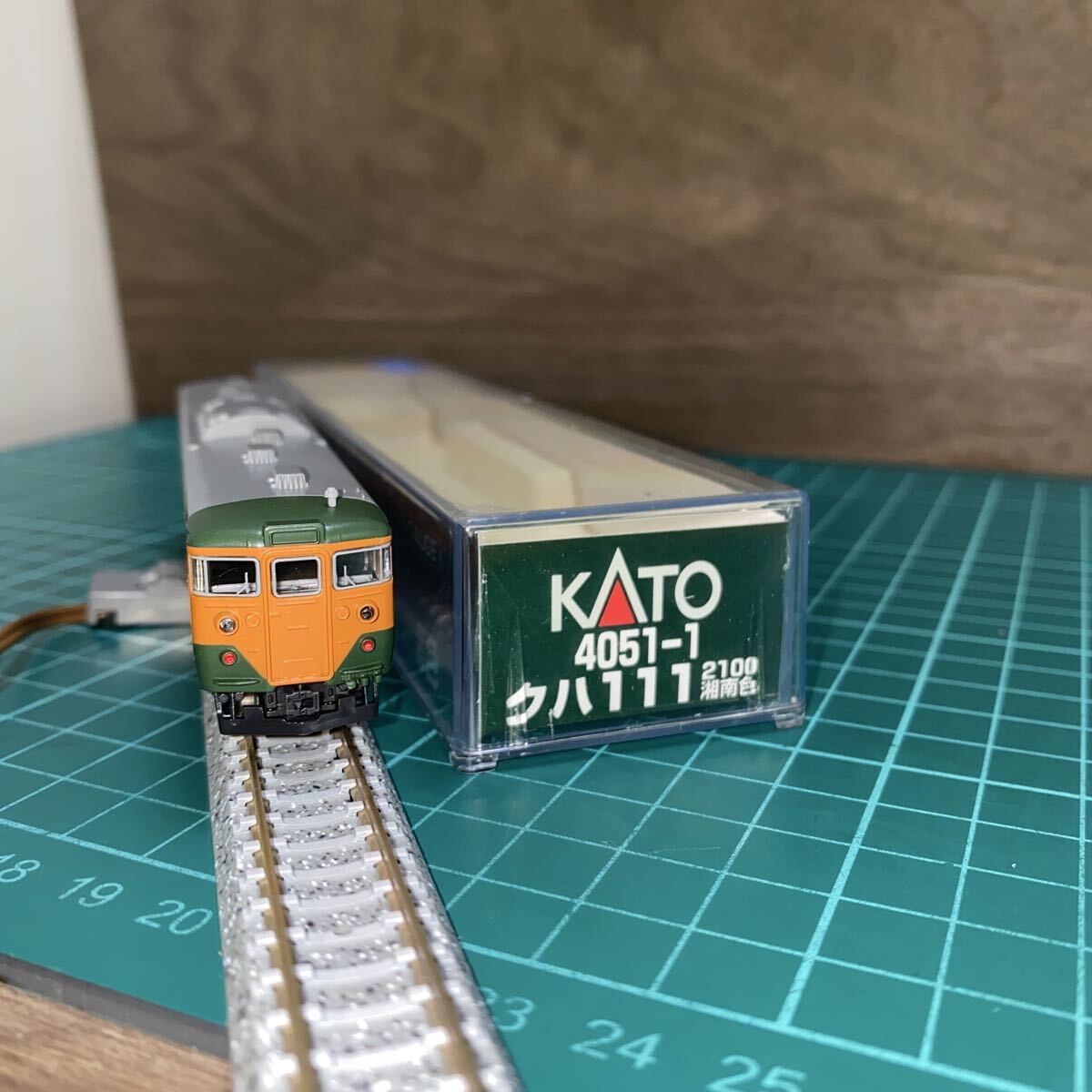 Yahoo!オークション - KATO Nゲージ 近郊形電車 クハ111形2133（奇数向...