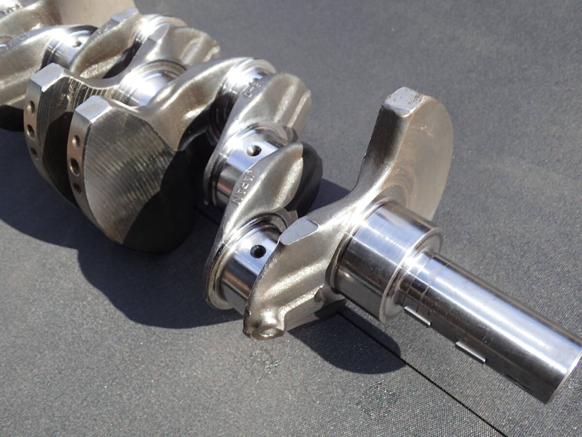 Yahoo!オークション - ダットサン Z24 クランクシャフト 510ブル...