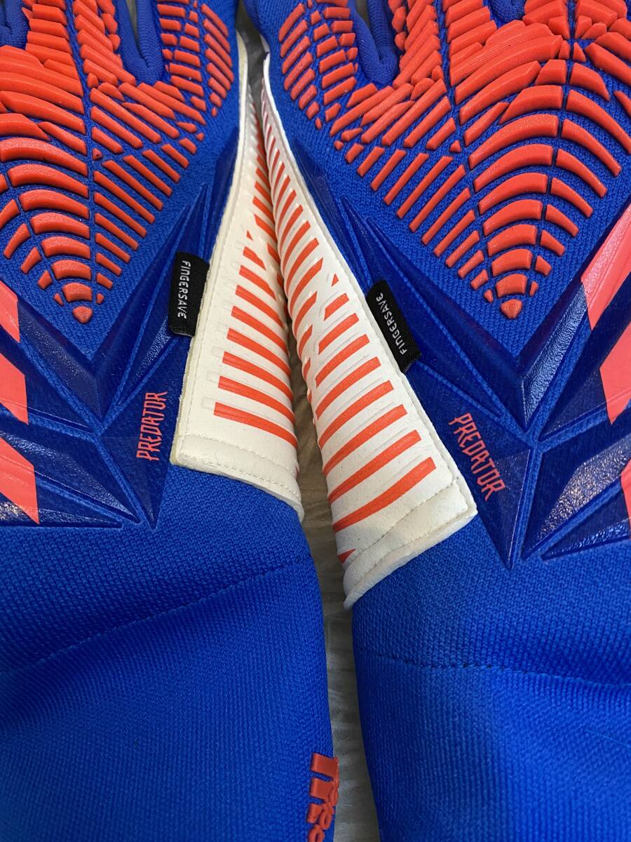 Yahoo!オークション - 《激安即決》Adidas グローブPRED PRO FS PC11.5...