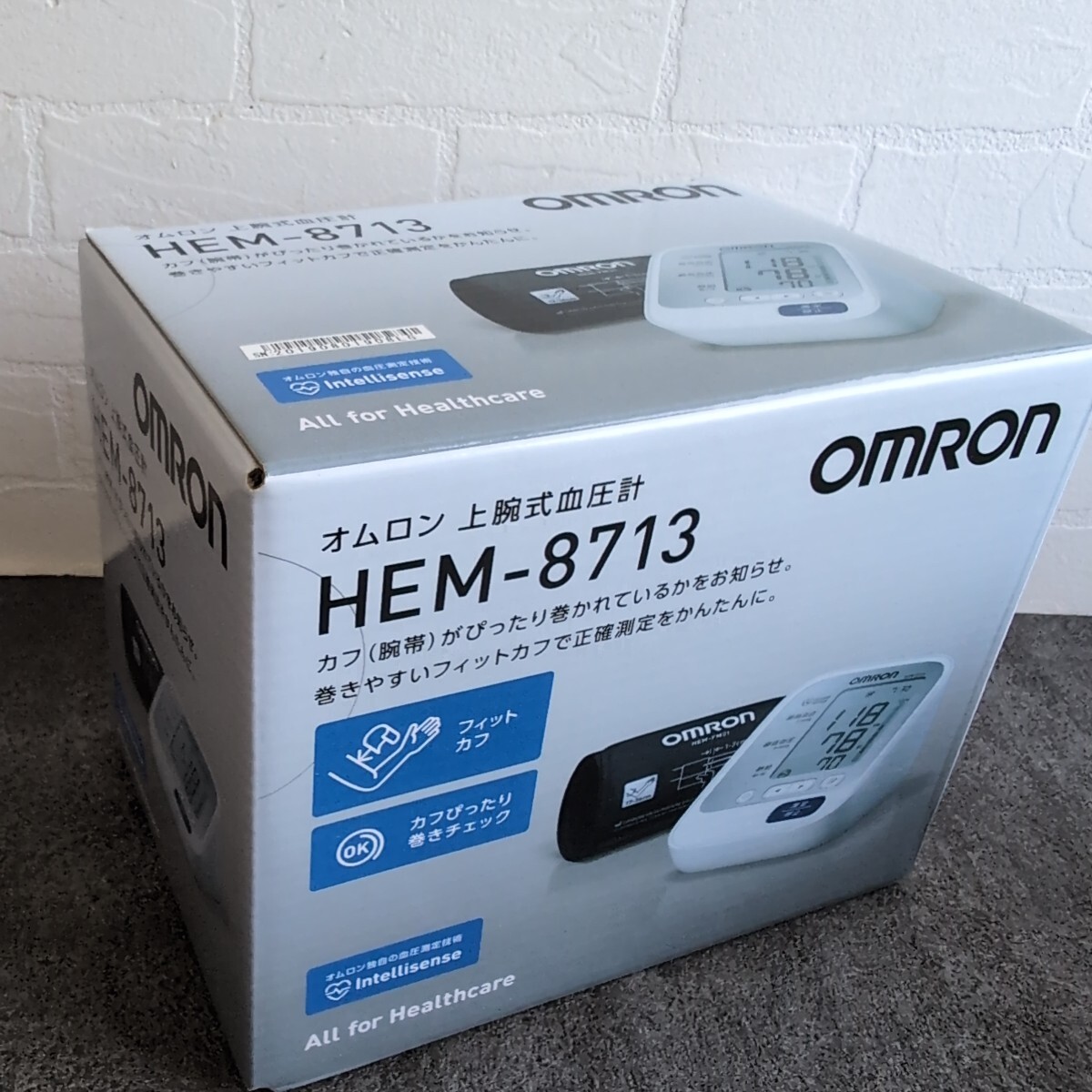 Yahoo!オークション - 未使用品 オムロン 上腕血圧計 HEM-8713 箱付き ...