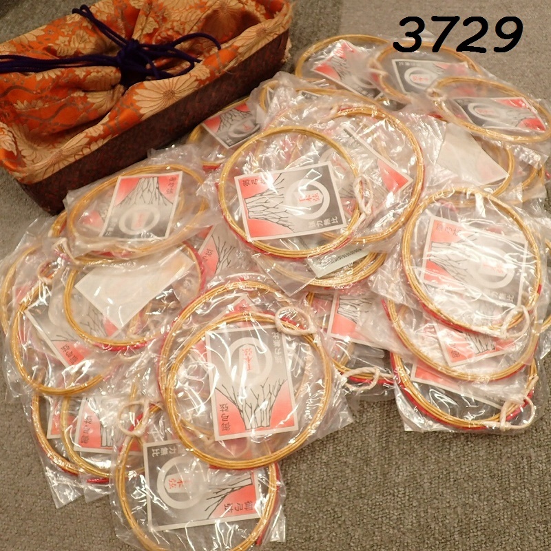 Yahoo!オークション - FK-3729 弓道具 弦 大量まとめ売り20250820