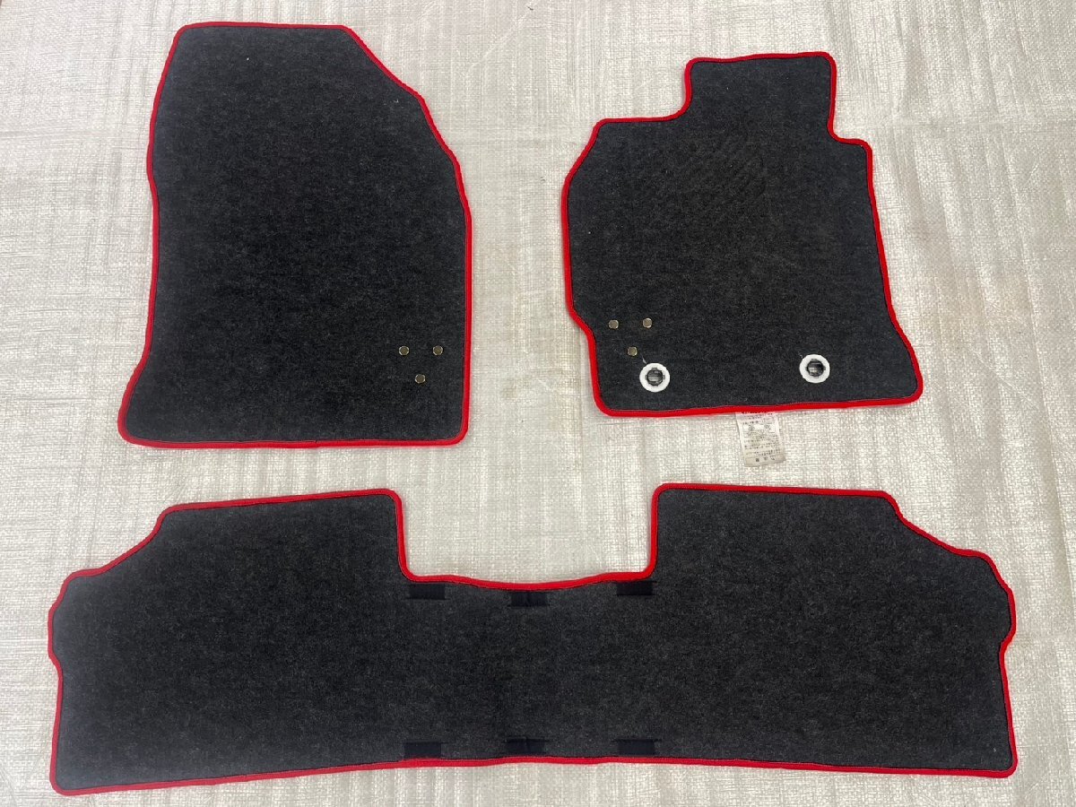 Yahoo!オークション - NZE181 NZE184 ZRE186 シャア専用オーリス シャ...