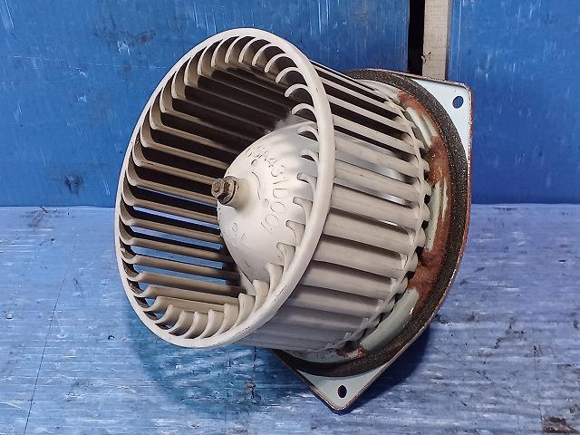 Yahoo!オークション - ミニキャブ LE-U61V ヒーターブロアモーター ブ...