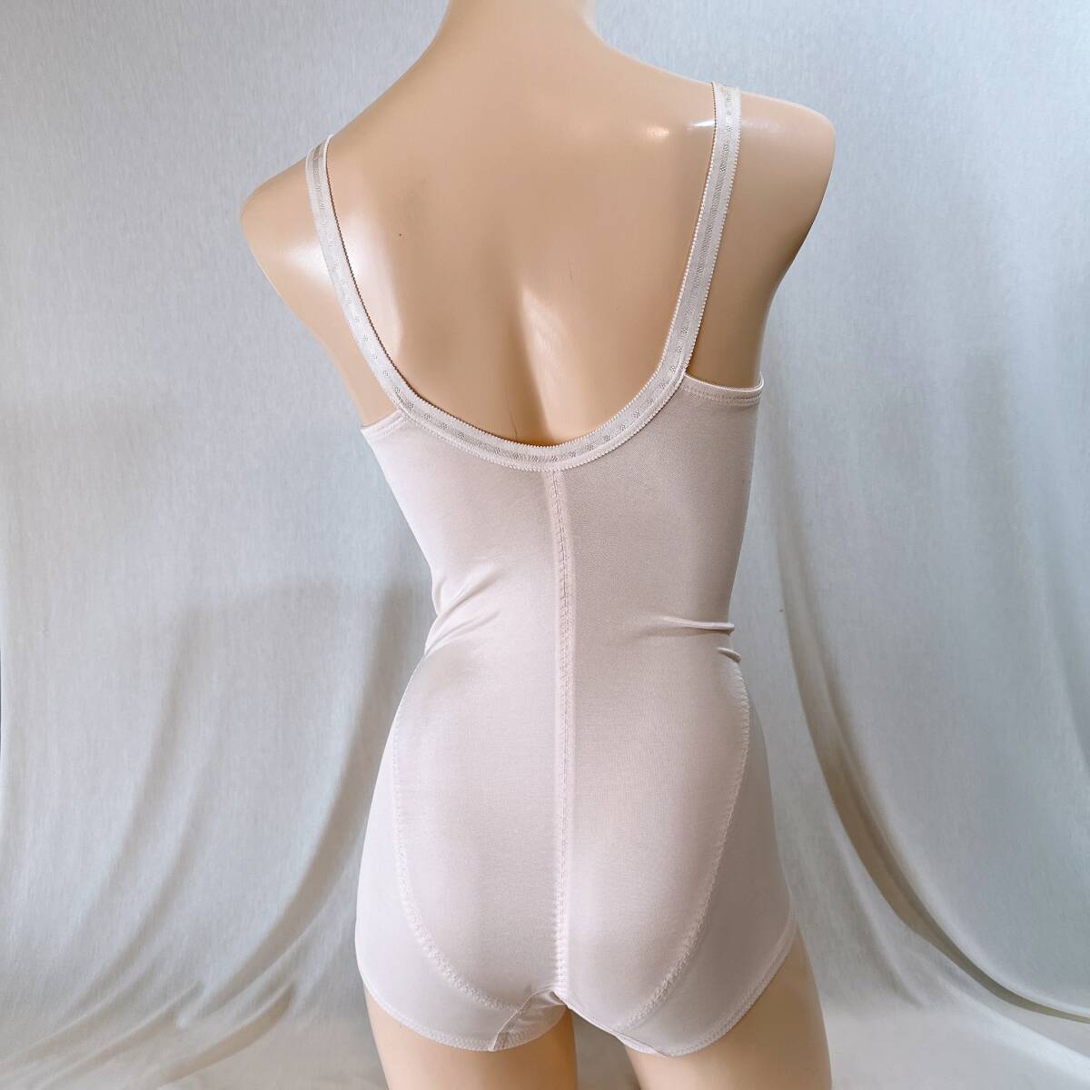 Yahoo!オークション - 194 高級 ボディスーツ A80L