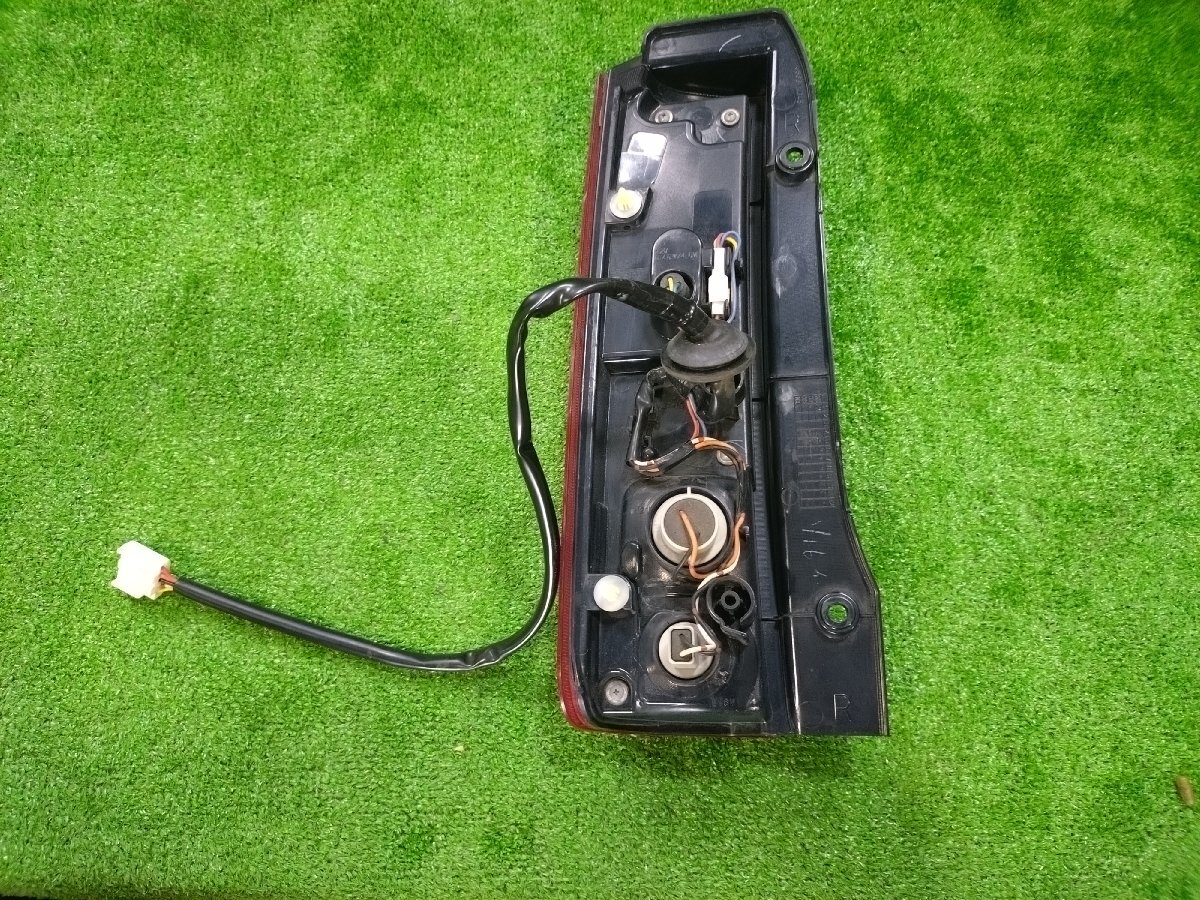 Yahoo!オークション - H92W オッティ テールランプ 運転席側 右側 H82...