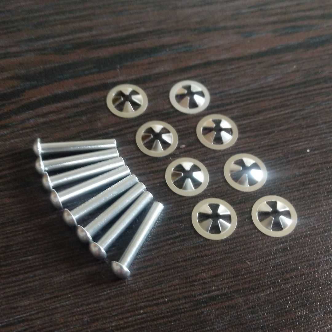 Yahoo!オークション - シートモール取り付け用 8set ゴリラ ダックス ...