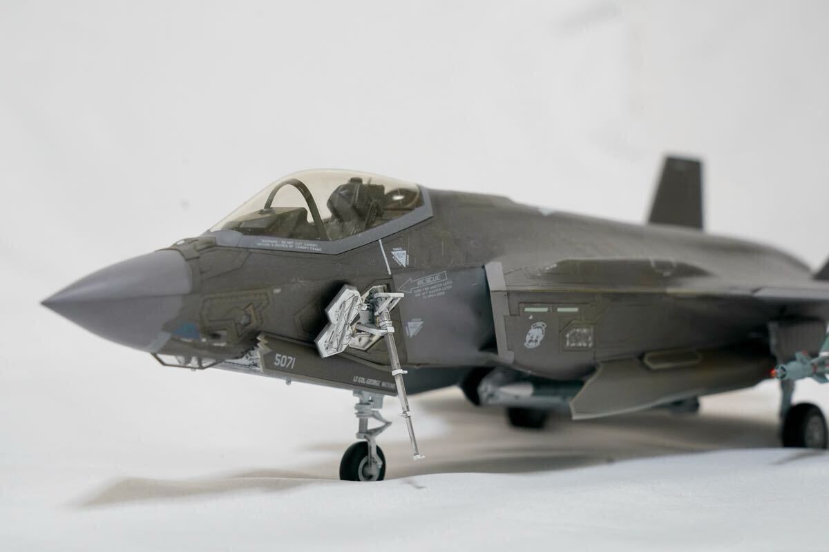Yahoo!オークション - 塗装済完成品 タミヤ 1/48 F35A ライトニングII ...