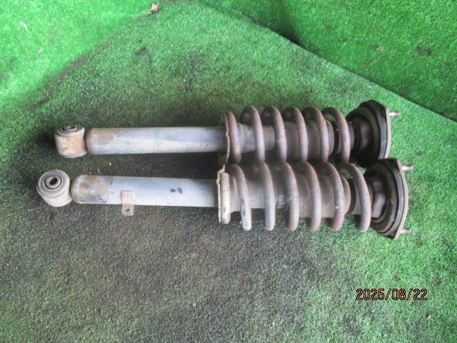 Yahoo!オークション - (0413)GZ20 ソアラ フロントストラット サスペン...