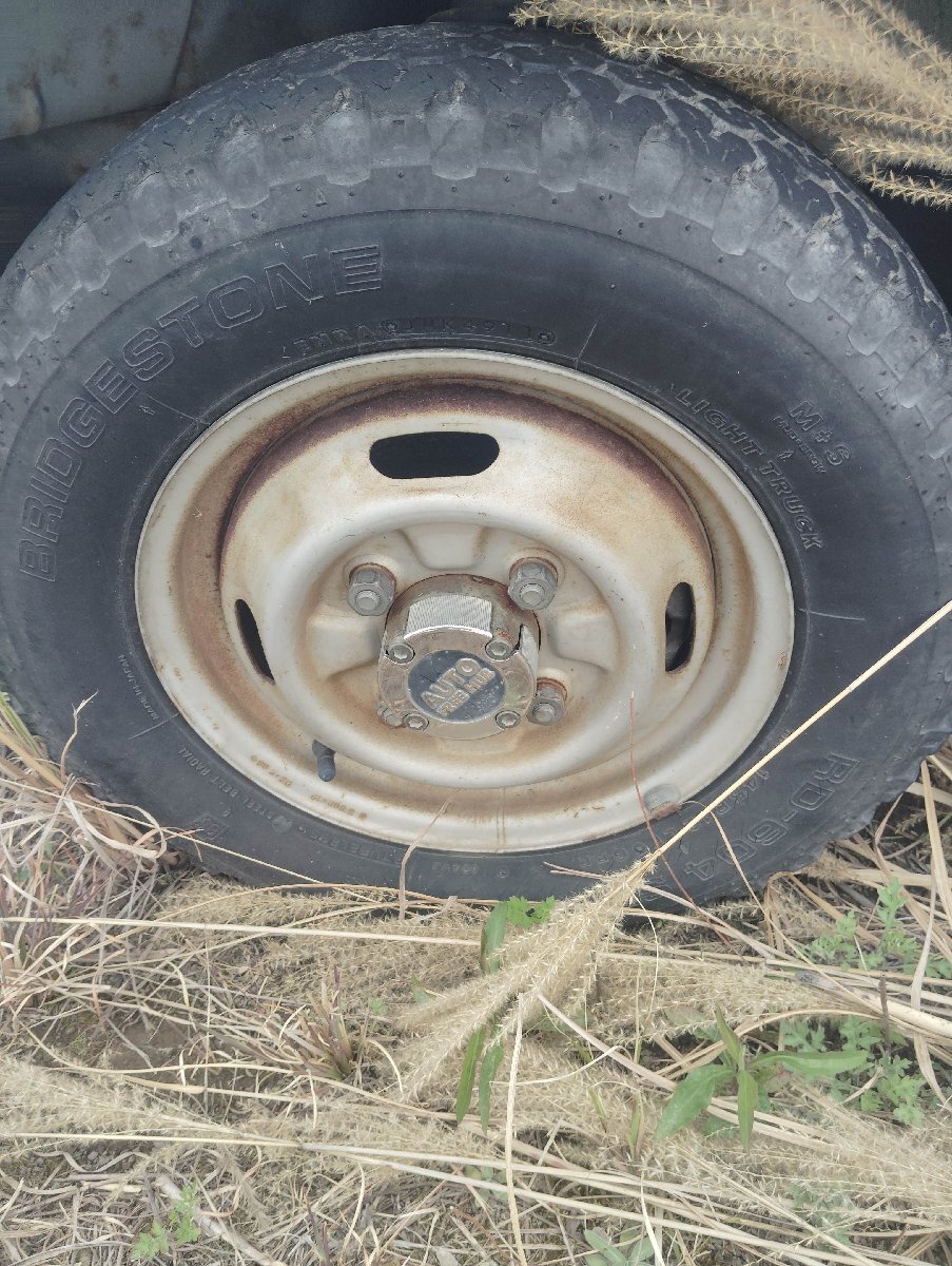 Yahoo!オークション - U15T ミニキャブ 4WD ホイール 4本セット タイヤ...