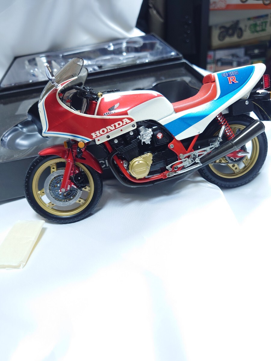Yahoo!オークション - ホンダ CB1100R 1982 （1/12スケール MINICHAMPS...