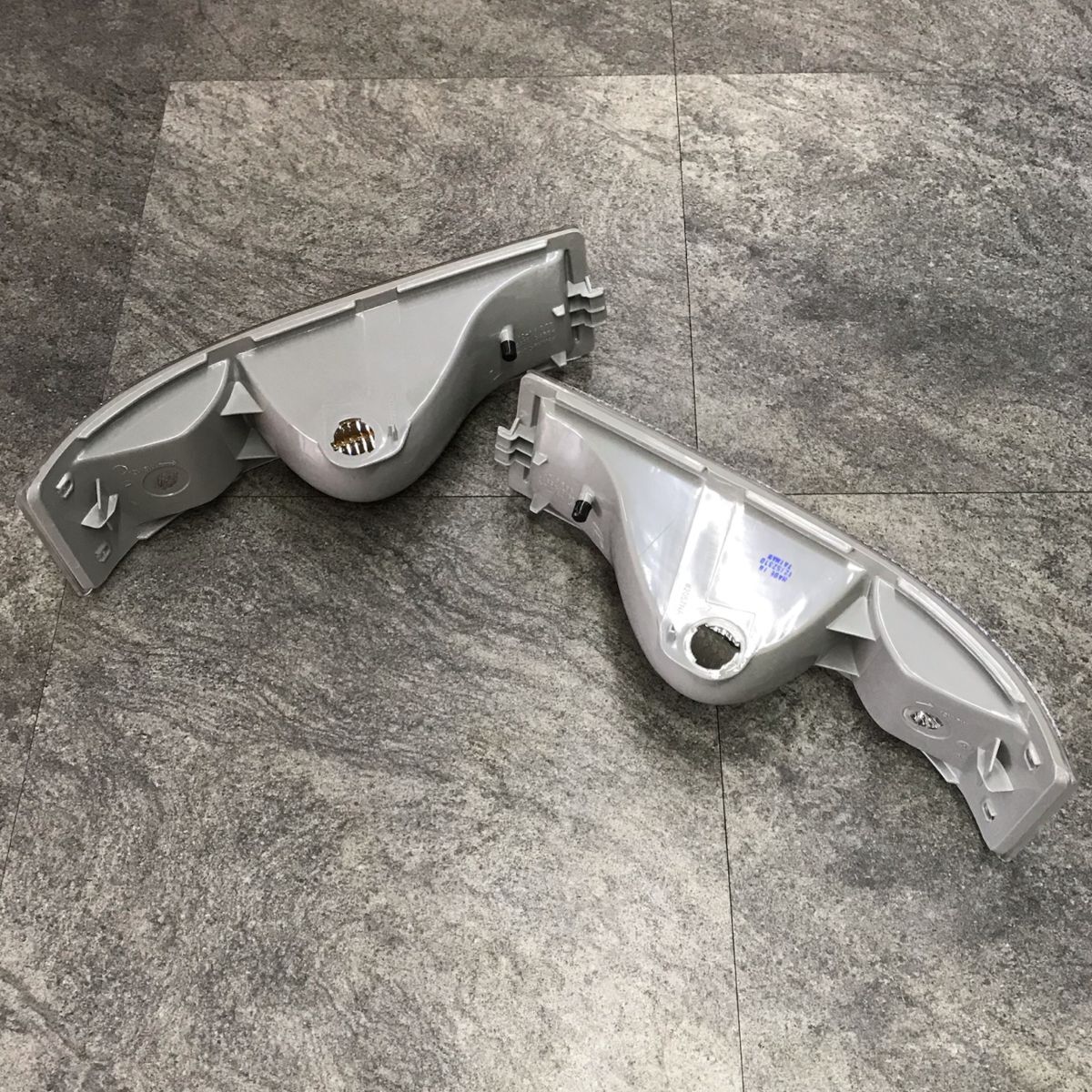 Yahoo!オークション - 税込 TYC 社外 純正タイプ OE パークシグナル ウ...