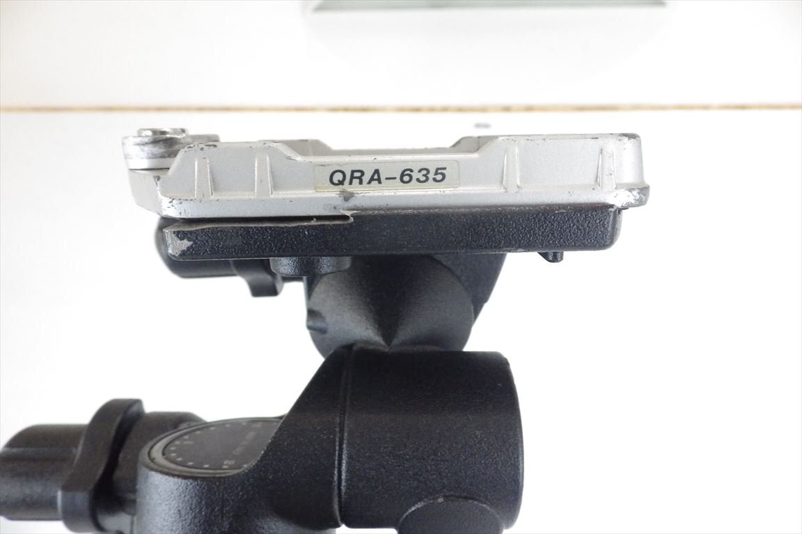 Yahoo!オークション - GITZO ジッツオ G500 G526 三脚 中古 現状品 25...