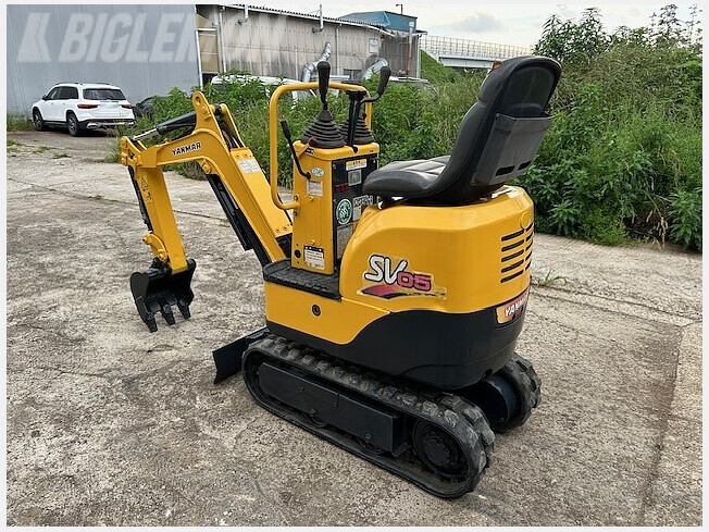 Yahoo!オークション - ミニ油圧ショベル(ミニユンボ) ヤンマー SV05(SV...