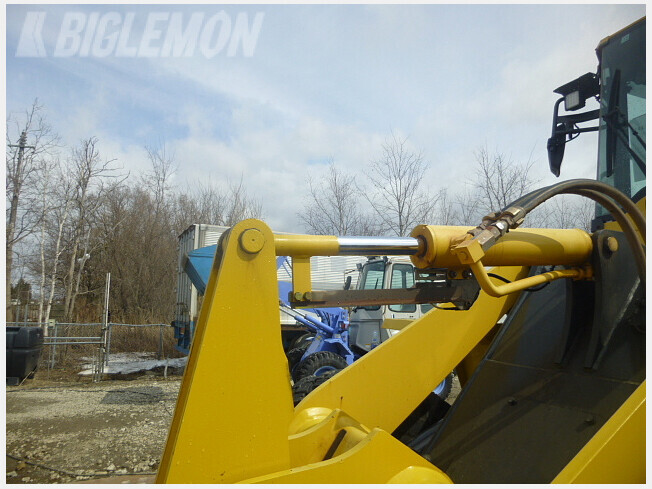 Yahoo!オークション - タイヤショベル(ホイールローダー) コマツ WA100...