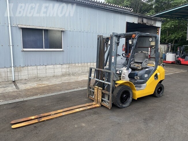 Yahoo!オークション - フォークリフト コマツ FG25T-16 2011年 6 967h ...