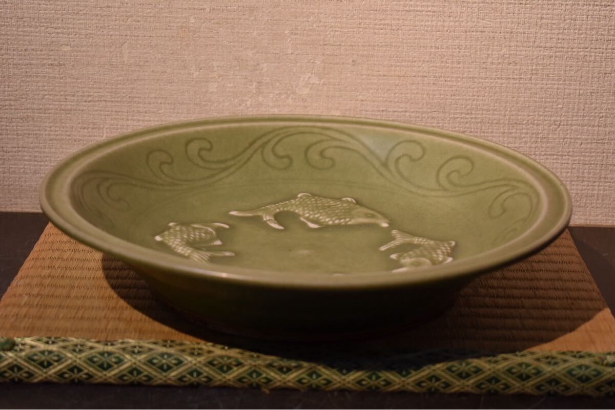 Yahoo!オークション - 【GE】E203【コレクター所蔵品】時代 青磁魚紋皿...