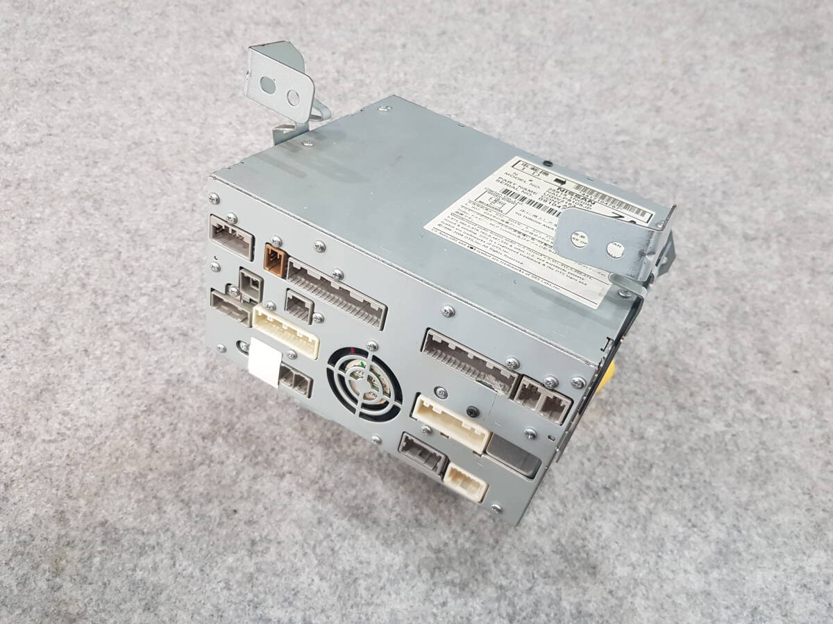 Yahoo!オークション - 日産 フーガ Y51 純正 HDD ナビ ユニット 2012年...