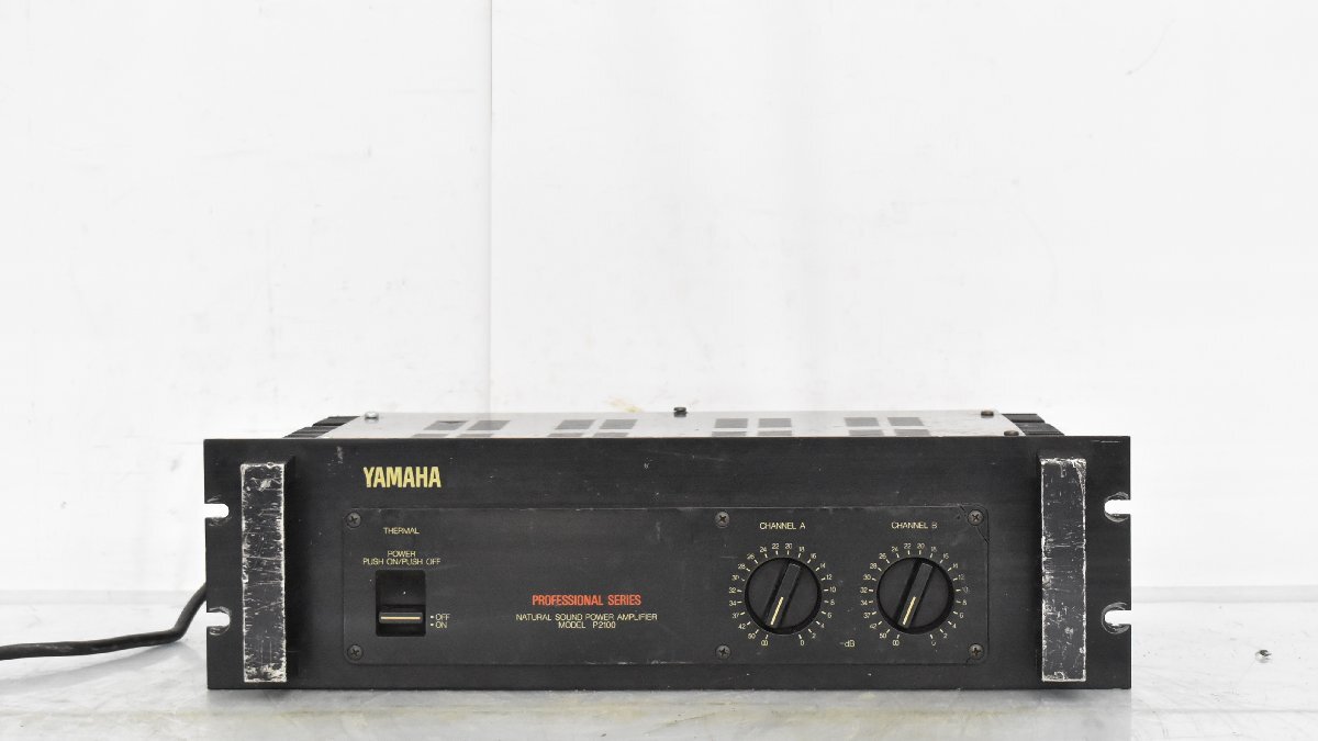 Yahoo!オークション - 【 G 】3132 YAMAHA P2100 パワーアンプ ヤマハ ...