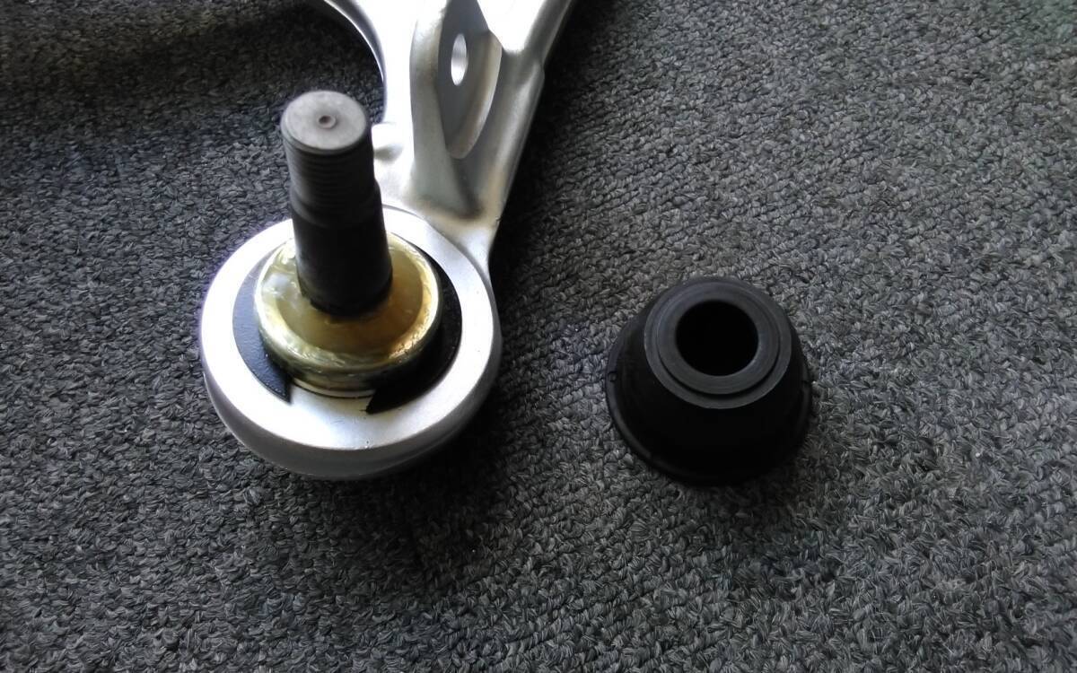 Yahoo!オークション - ランエボ9MR CT9A 美品リア アーム一式 ブーツ新...