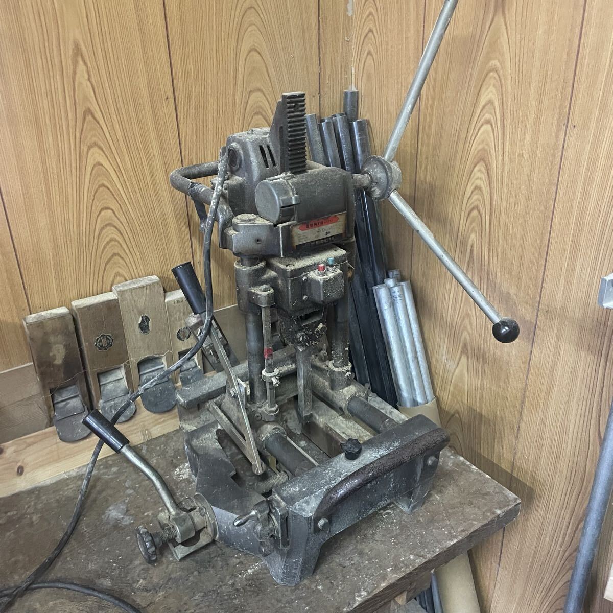 Yahoo!オークション - 角のみ 角ノミ 電動工具 カクノミ 100V 木工 電...