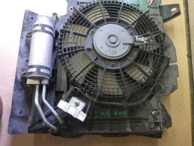 Yahoo!オークション - r3121-115 日野 グランドプロフィア エアコン コ...