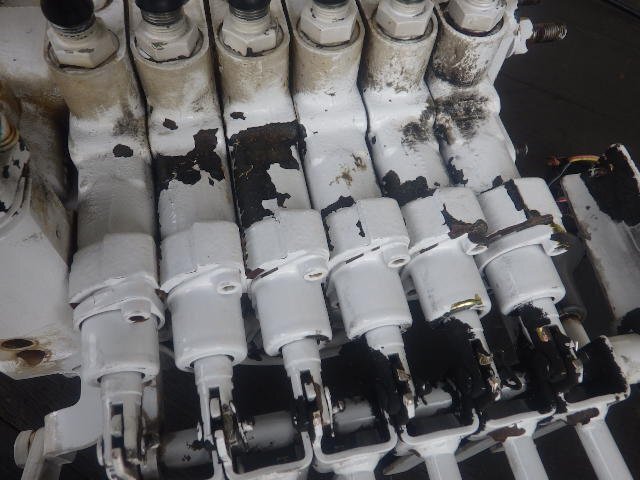 Yahoo!オークション - r5126-60 ユニック クレーン ラジコン 電磁バル...