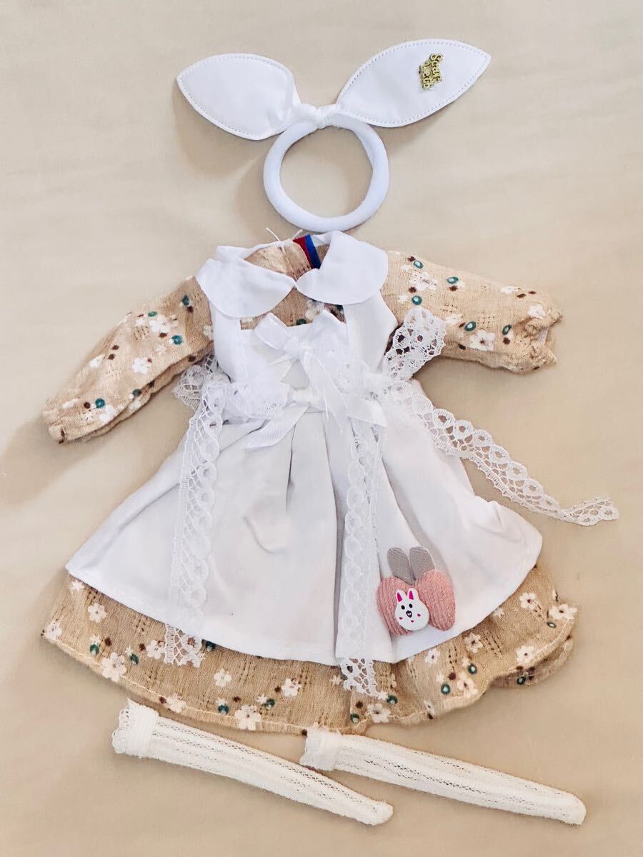 Yahoo!オークション - ウサ耳付きメイド 風衣装セット 1/6サイズ TBLea...