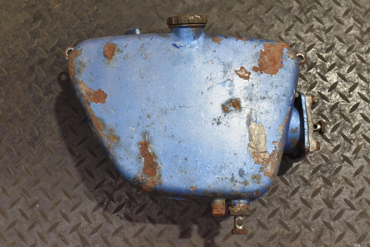 K1367 当時物 純正 W1 オイルタンク 0006 検 W1F W1S W3 650RS(カワサキ用)｜売買されたオークション情報、yahooの商品情報をアーカイブ公開 - オークファン ...