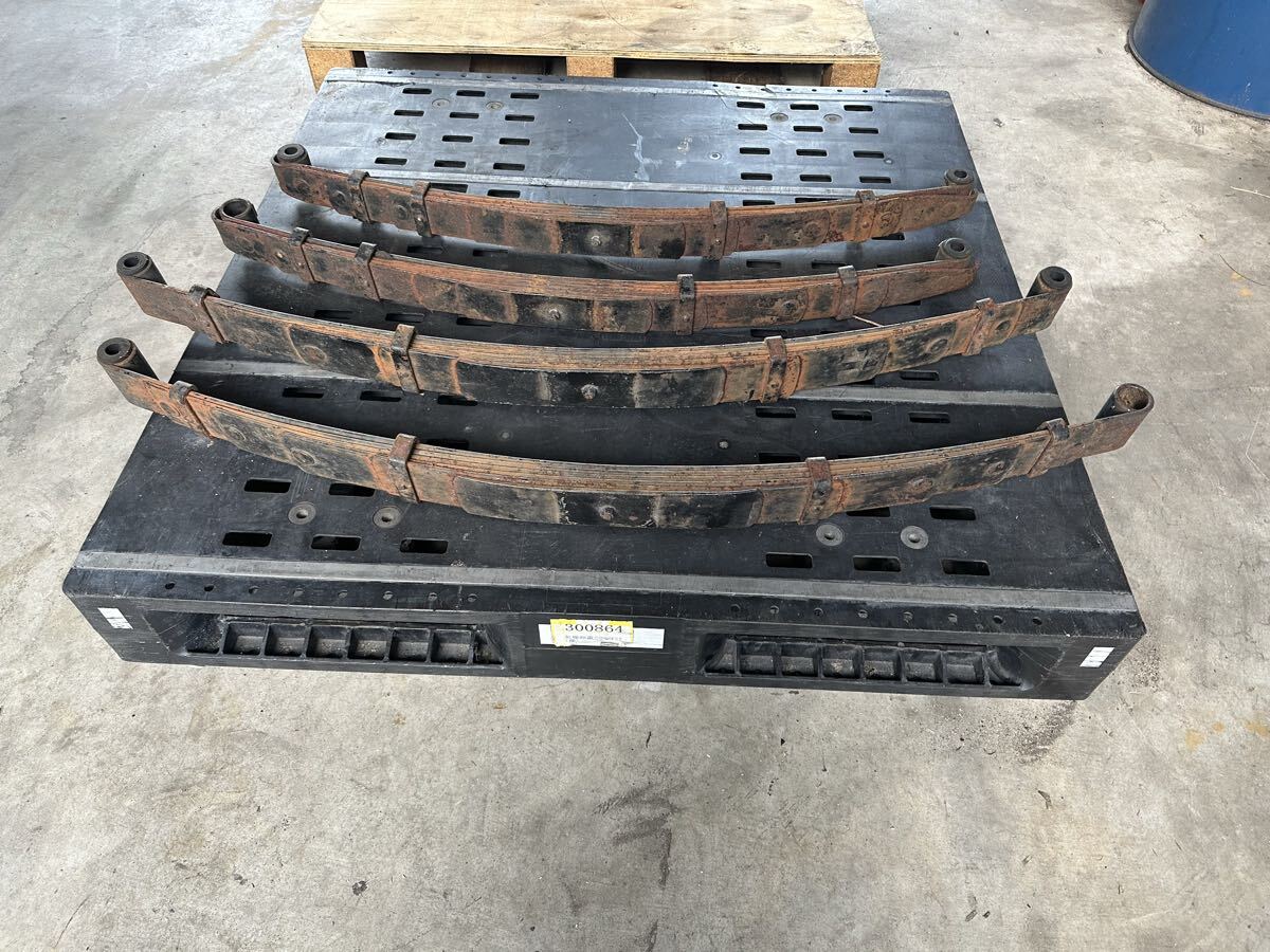 Yahoo!オークション - 管(773 J53 三菱 ジープ リーフスプリング