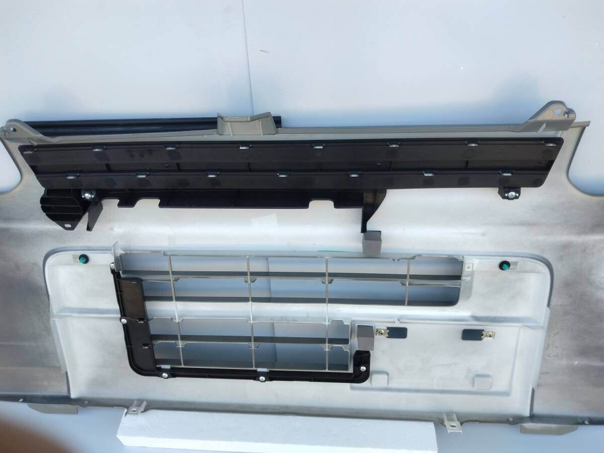 Yahoo!オークション - DA17 エブリイ 純正 フロント バンパー モスグレ...