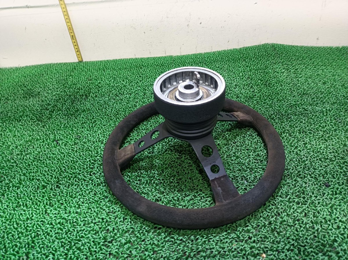 Yahoo!オークション - BMW MOMO（モモ） ステアリングホイール エアバ...