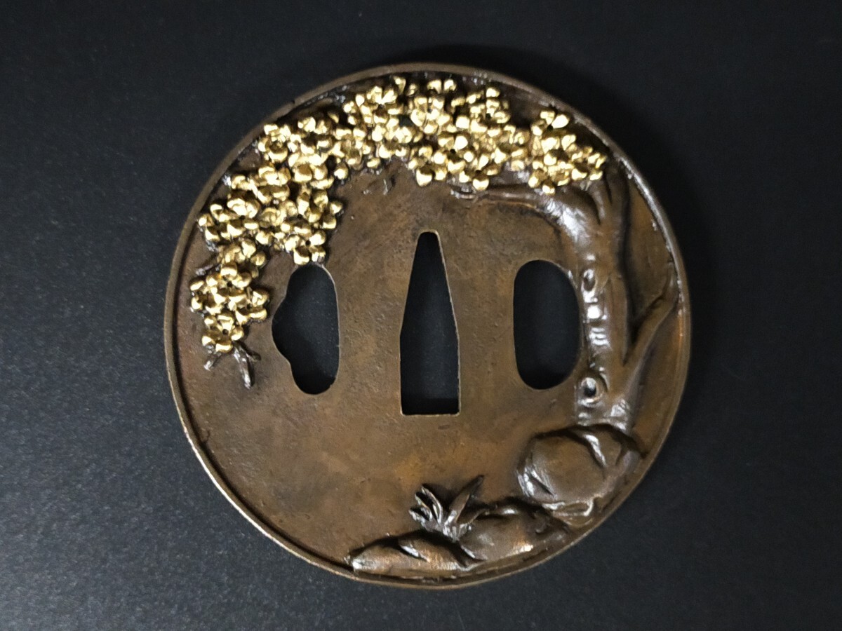 Yahoo!オークション - Q024 刀鍔 桜樹図 銅地 金銀メッキ 鍔 つば 鐔 ...