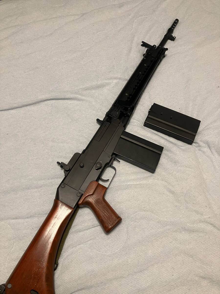 Yahoo!オークション - S&T 64式小銃 リアル形状ストック グリップ 弾倉...