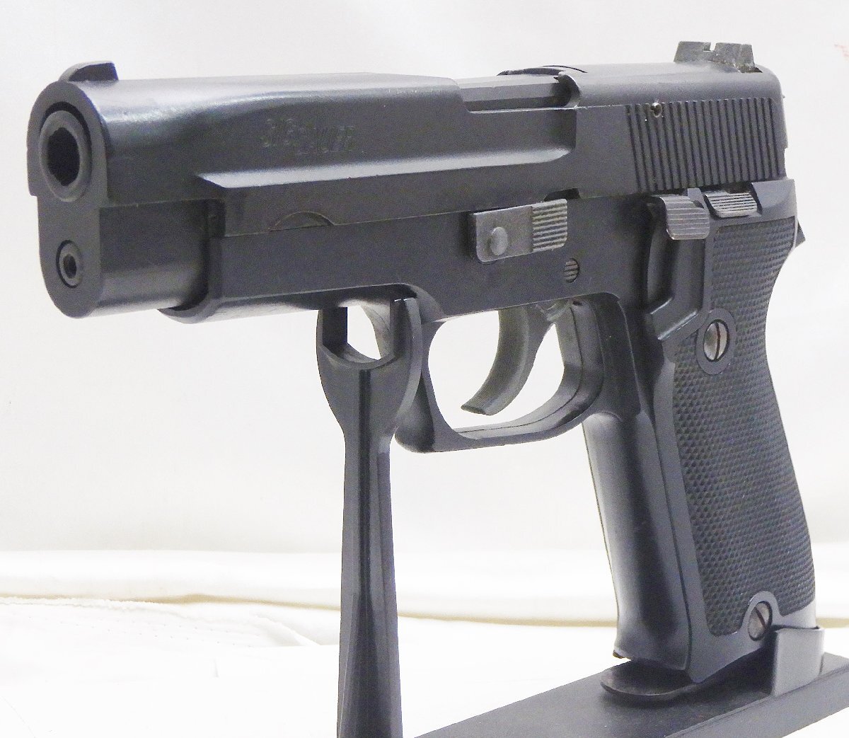 Yahoo!オークション - MGC SIG SAUER P220 9mm Para モデルガン 動作確...