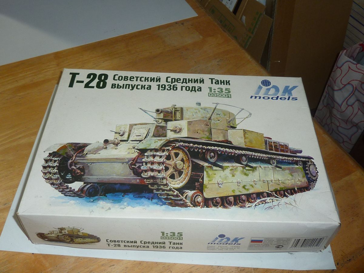 Yahoo!オークション - 1/35 T-28中戦車 1936年型 IDK models