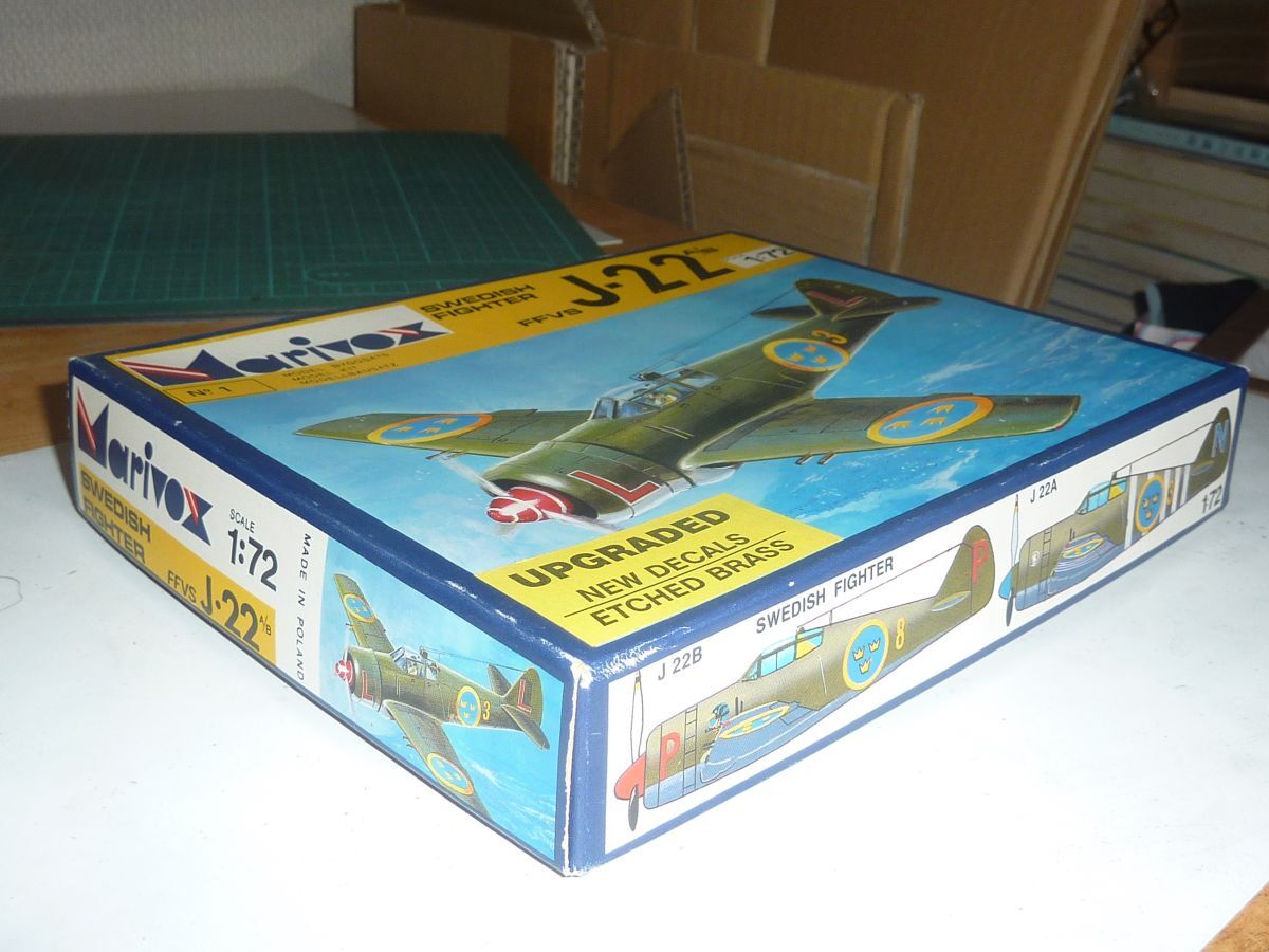 Yahoo!オークション - 1/72 FFVS J22 A/B スウェーデン戦闘機 マリボッ...