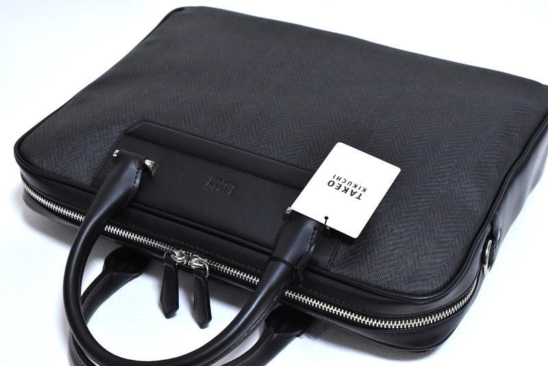 Yahoo!オークション - 新品 TAKEO KIKUCHI ハーバー ビジネスバッグ タ...