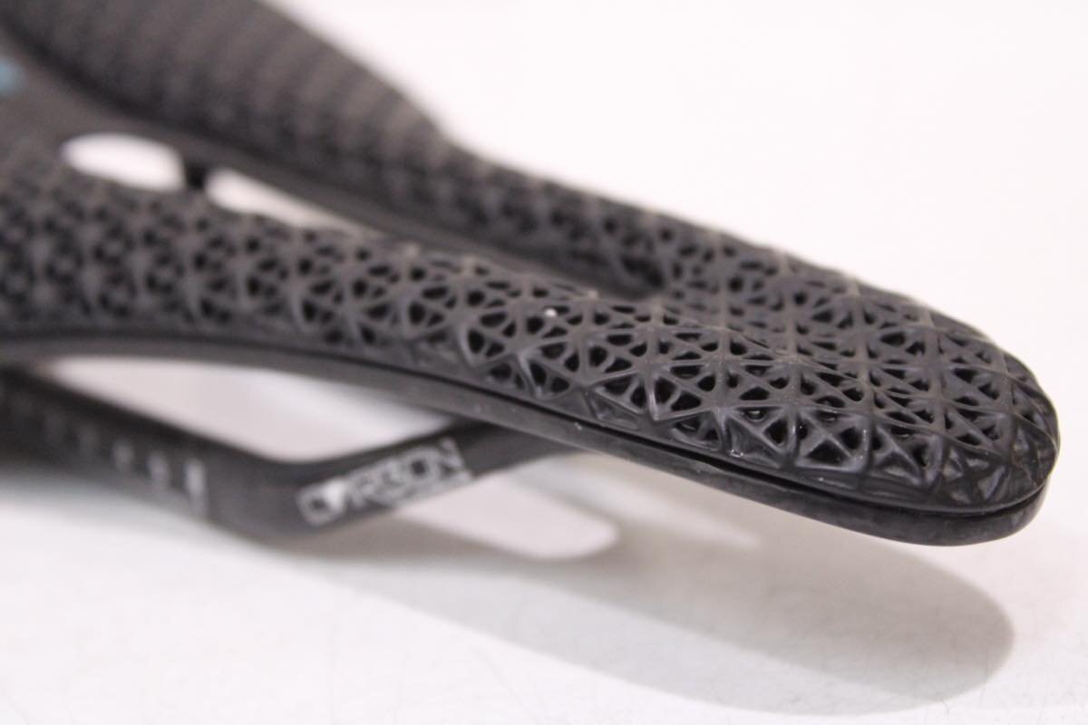 Yahoo!オークション - RYET 3Dプリント サドル カーボンレール 極上品