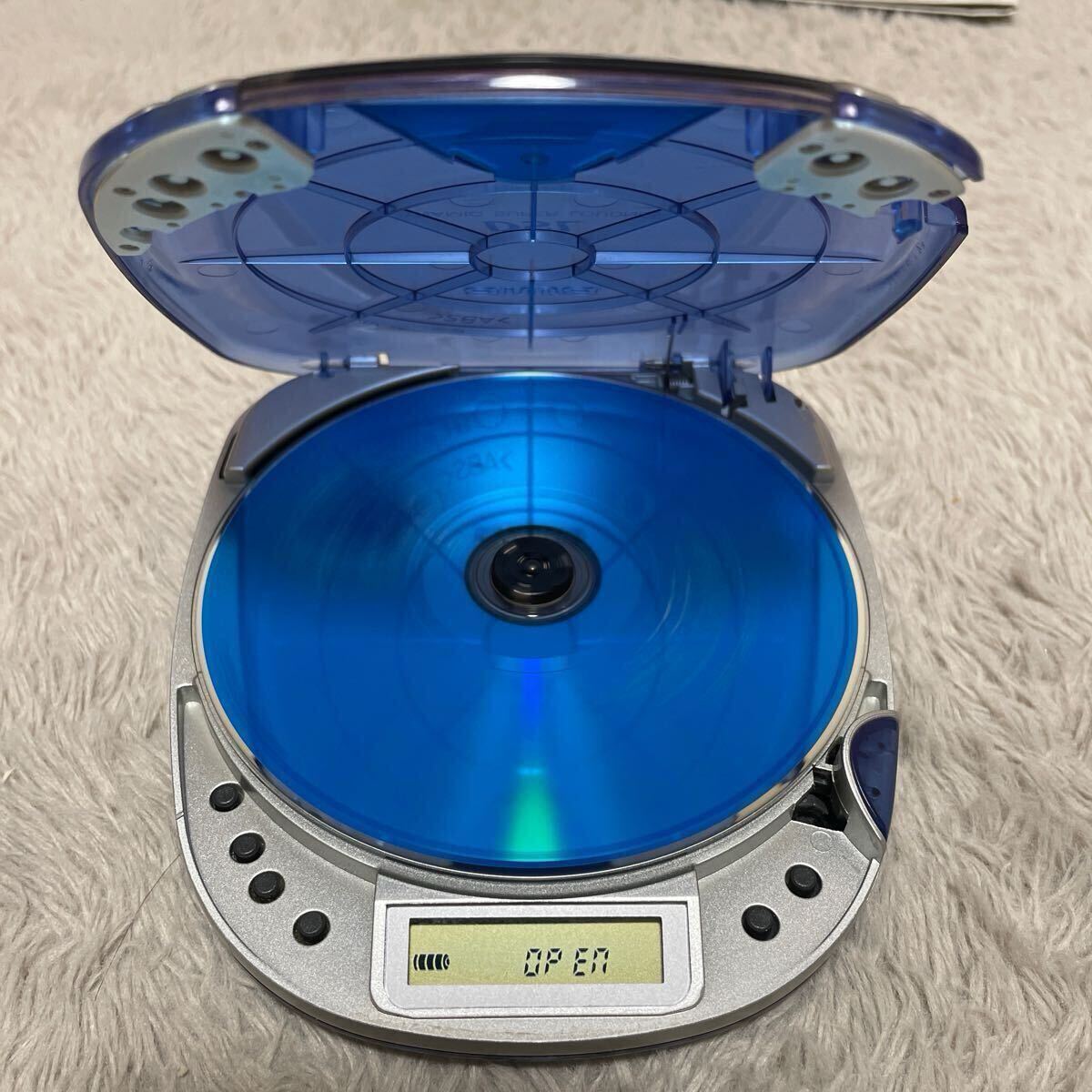 Yahoo!オークション - aiwa XP-V320 ポータブルCDプレーヤー アイワ