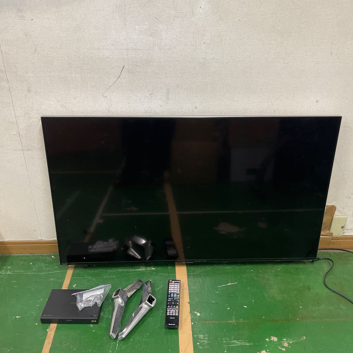 Yahoo!オークション - SHARP AQUOS LC-52US20 52V型 ワイドテレビシャ...