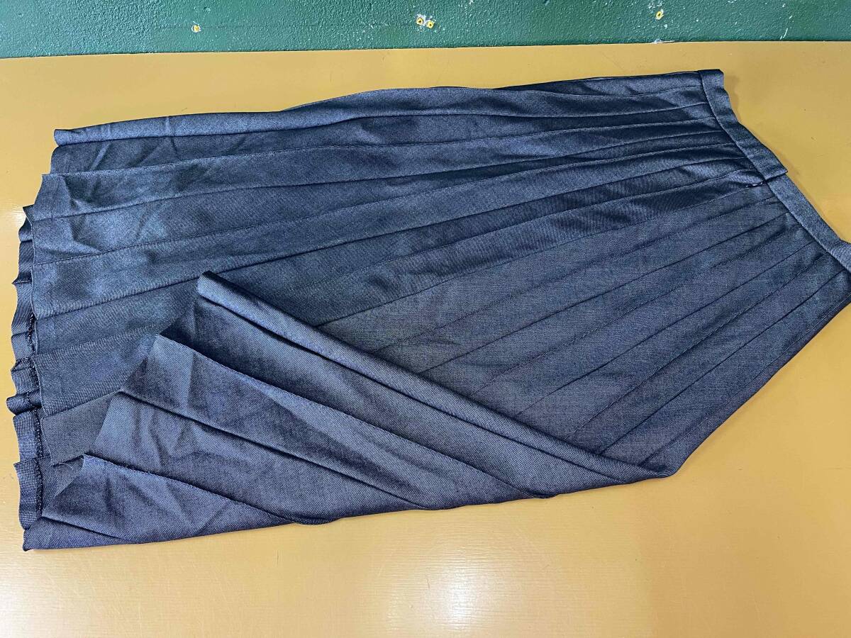 Yahoo!オークション - K74 自由区 プリーツロングスカート サイズ38