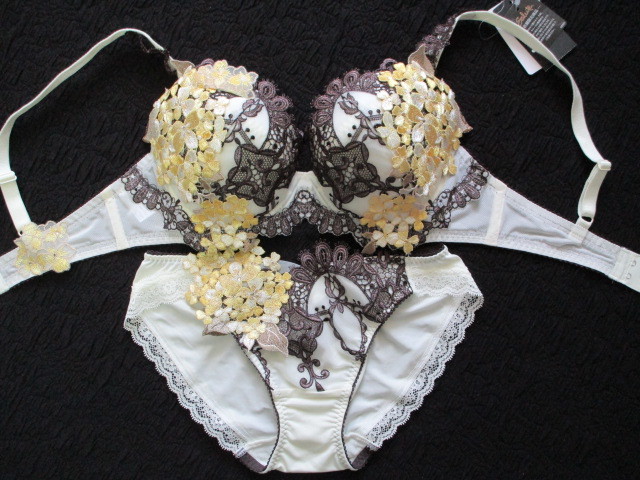 Yahoo!オークション - サルート[モロッコ]E70＆ショーツM IVワコー...