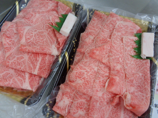 Yahoo!オークション - 岩手A5牝 超特肩ロース中とろ切り落し 2kg ...