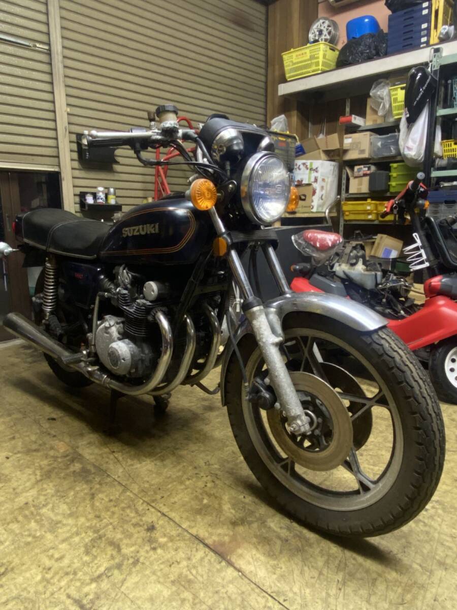 Yahoo!オークション - 希少 国内物 低走行1200㎞台 GS550E 書付 実動 ...