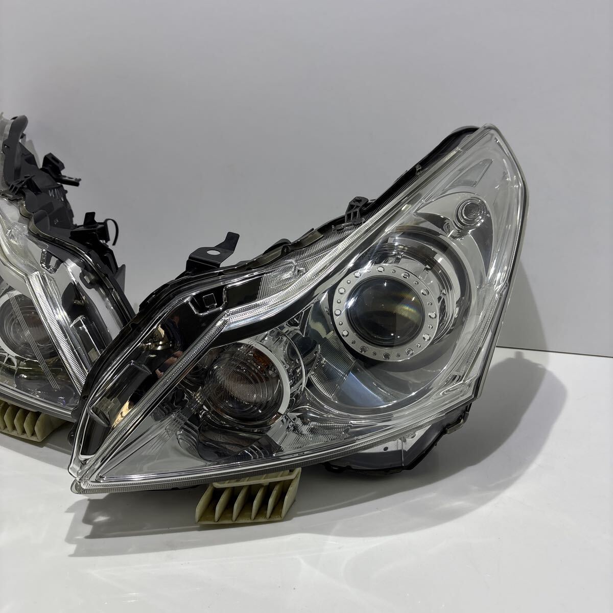 Yahoo!オークション - スカイライン ヘッドライト左右 HID V36 NV36 後...