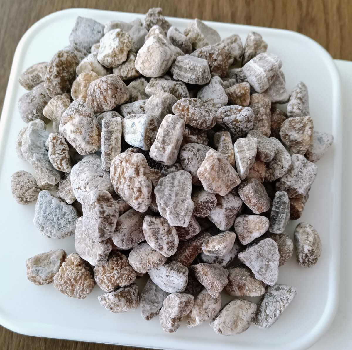 Yahoo!オークション - 秋田発『北投石』472g線量良し 100%本物 秋...