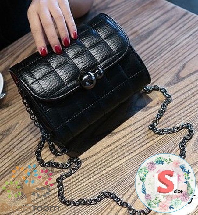 Yahoo!オークション - classic キルティングレザー チェーンBAG 【E型 ...